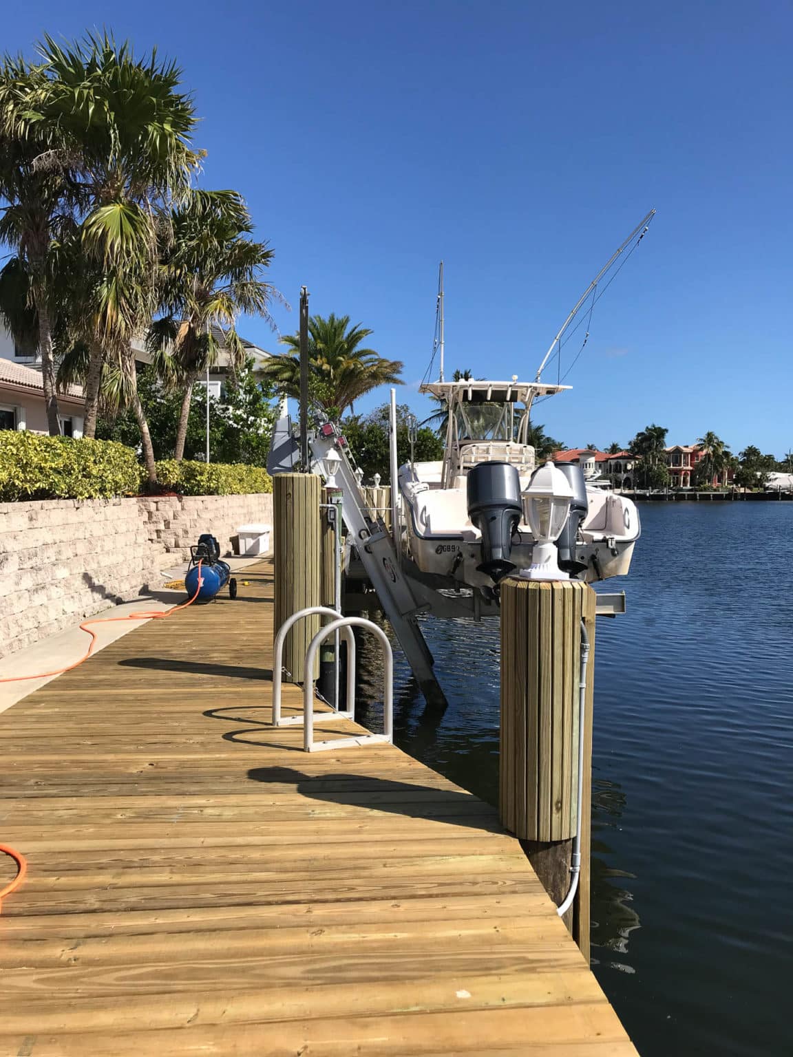 South Florida Marine Construction, Boatlifts, Docks & Seawalls